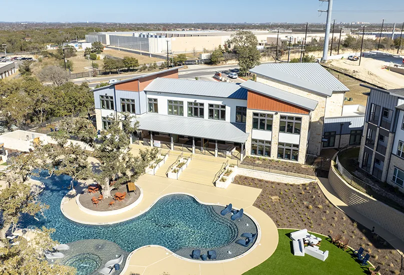 Galaxy Builders : Out-of-this-World Projects - North America Outlook