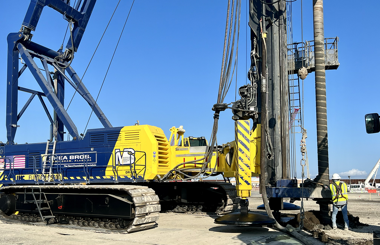 Morris-Shea : Advanced Deep Foundation Team and Equipment - North ...